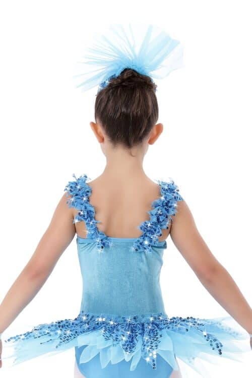 Standing Tall - Diva Costumes